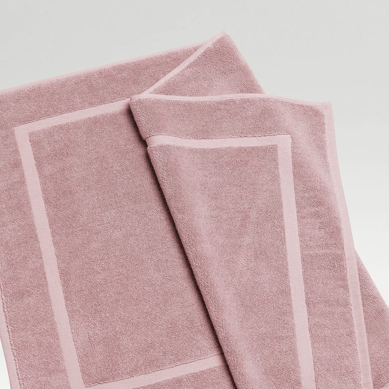 Christy Renaissance Bath Mat In Petal Pink