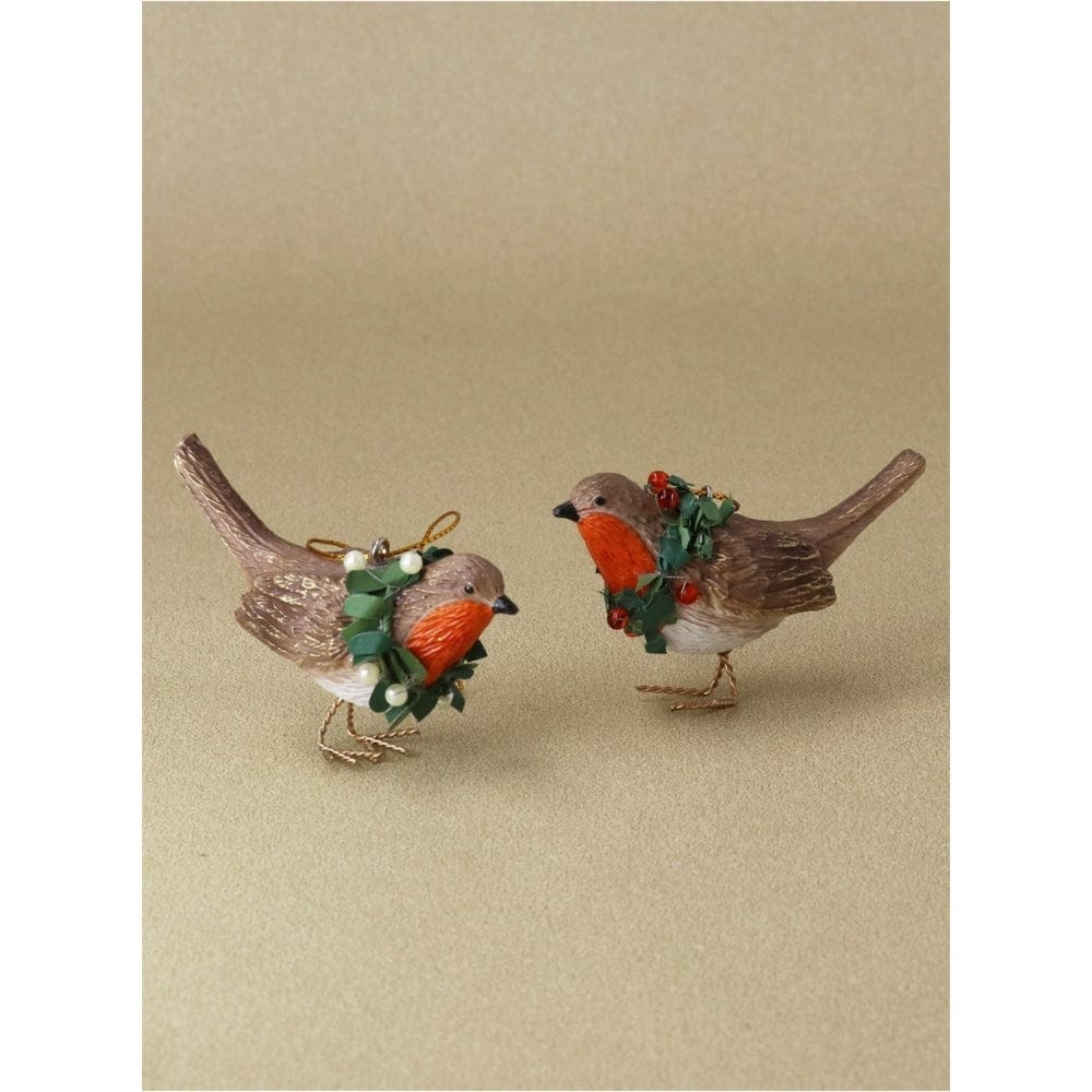 Gisela Graham Robins with Red and White Holly & Ivy Wreaths(Set of 2 H
