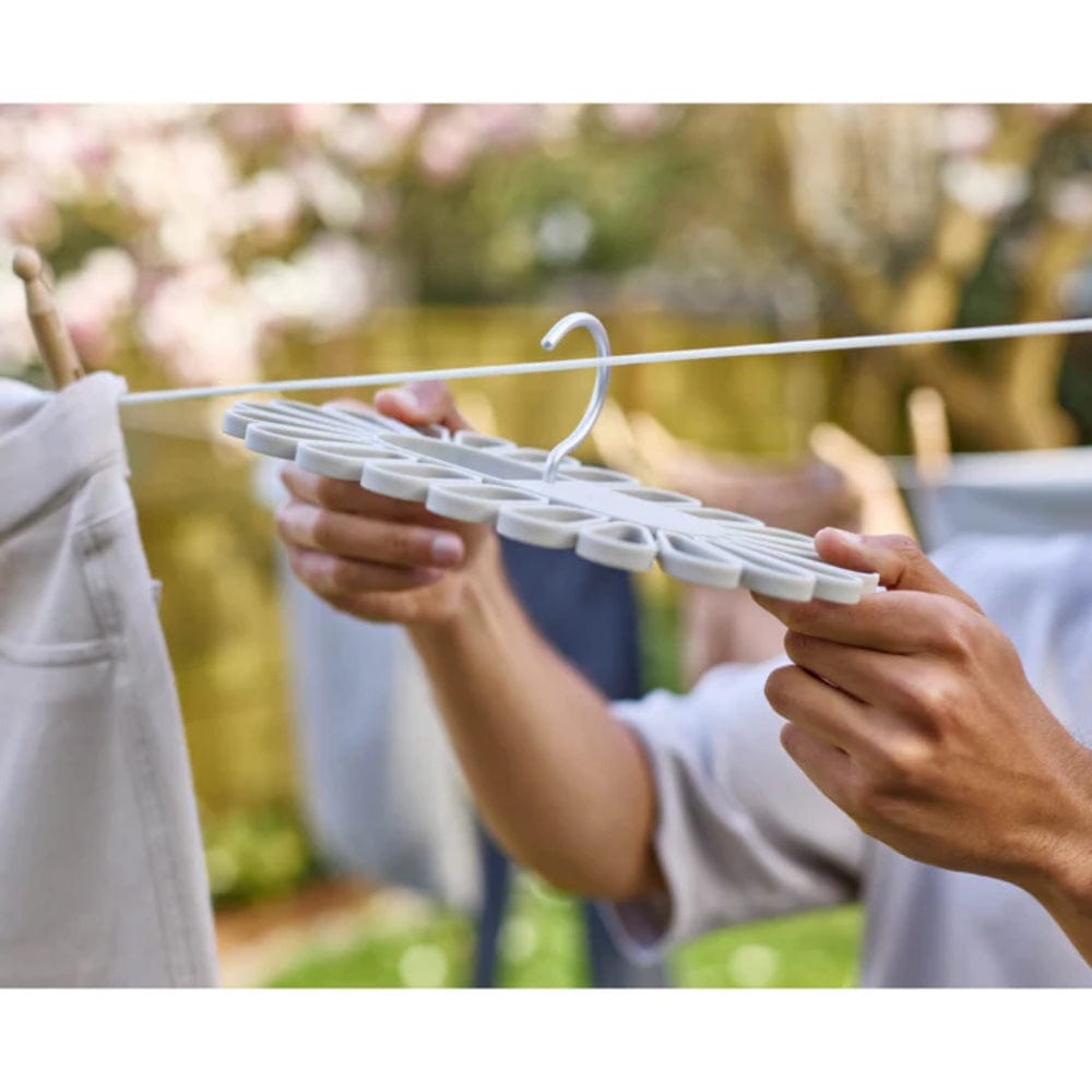 Joseph Joseph Petal™ 22 Piece Quickgrip Small Items Hanger In Ecru