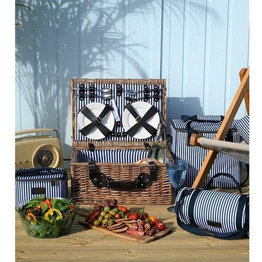 Navigate Three Rivers 4 person Basket Picnic Set