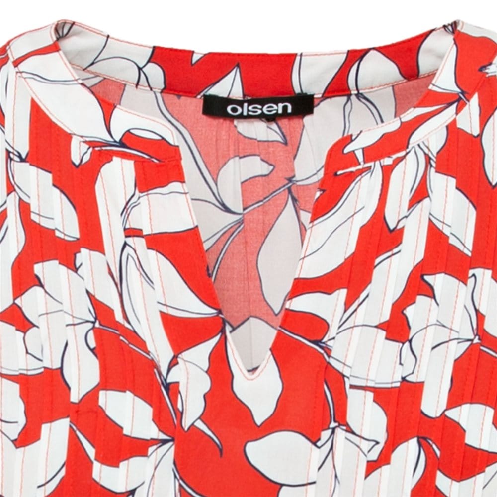 Olsen Woven Blouse in Floral Pattern