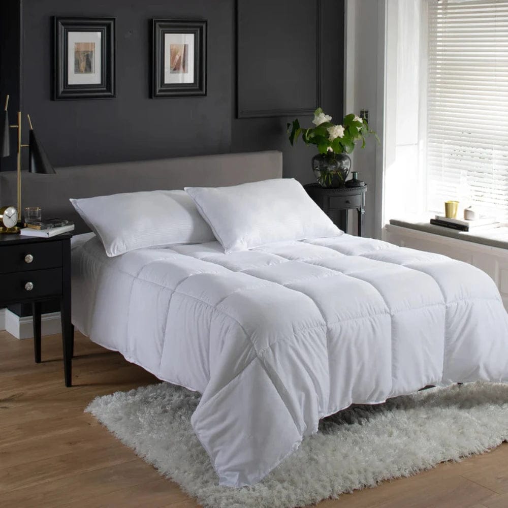 The Lyndon Company Premium Hotel 13.5 Tog Double Duvet